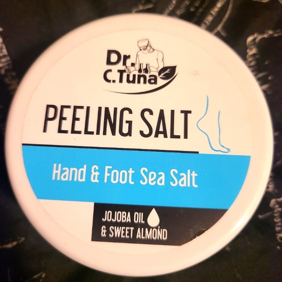 Farmasi | Bath & Body | Farmasi Dr Tuna Peeling Salt Hand Foot Sea Salt ...